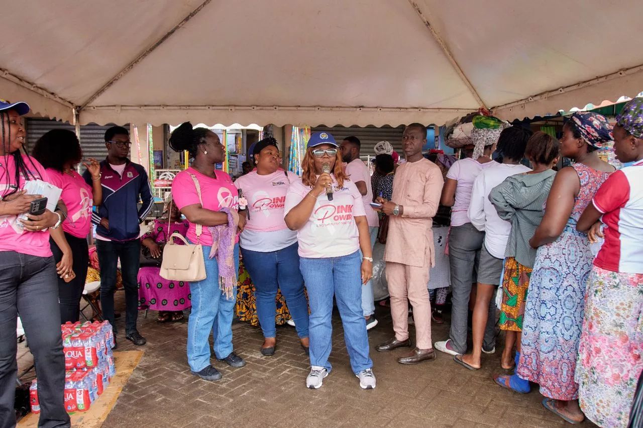 Charcoal and firewood smoke affects our eyes and general health – Dome ...